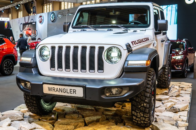 Daftar Lengkap Pilihan Warna Mobil Rubicon Terbaru